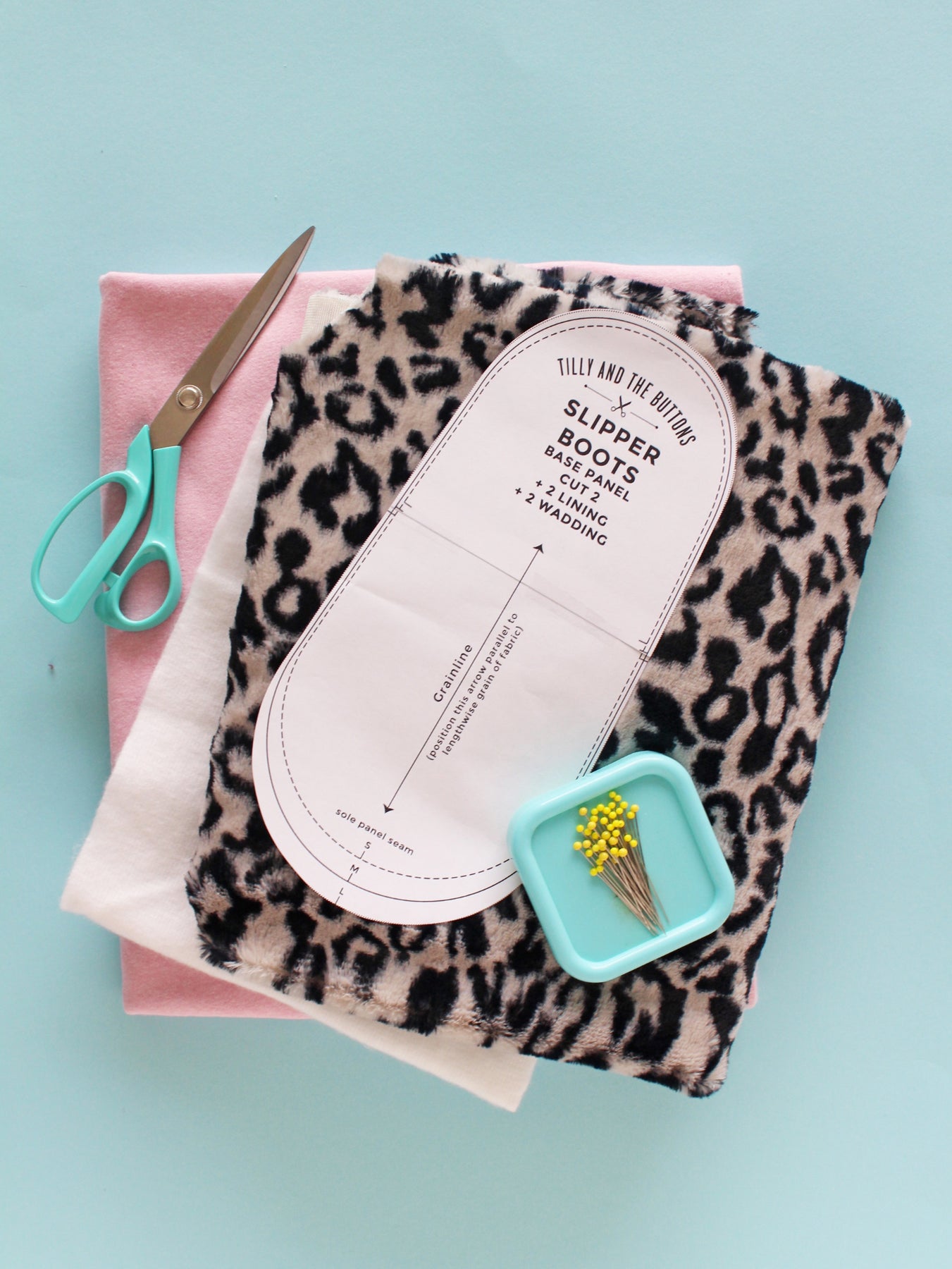 SLIPPER BOOTS FREE PDF SEWING PATTERN | Tilly and the Buttons